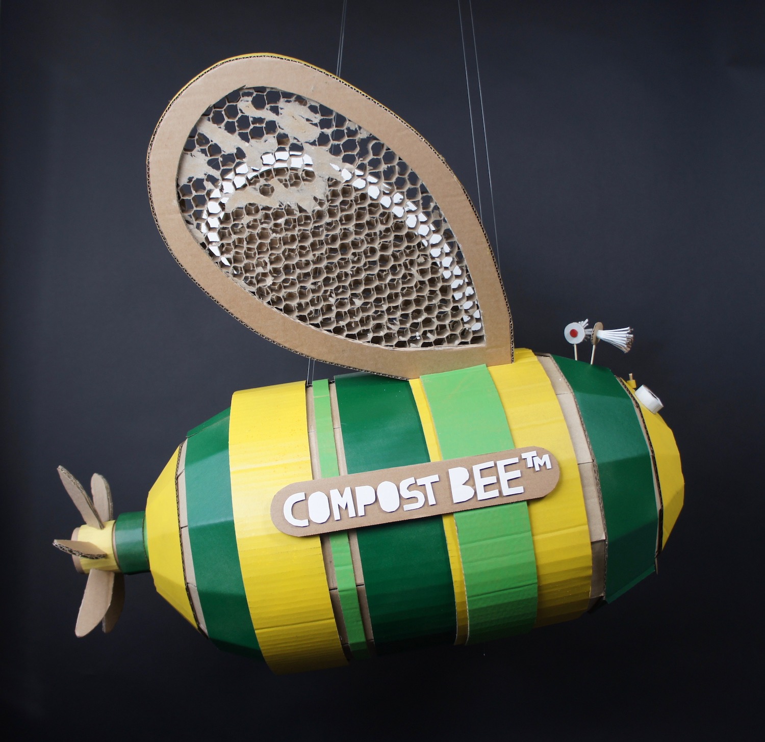 Challenge #401 Cardboard artist : Little Inventors